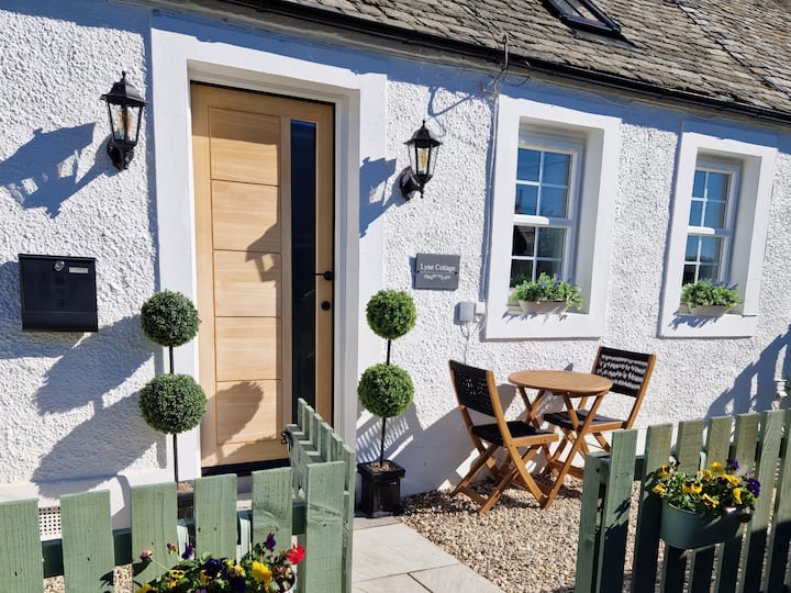 Lyne Cottage, The Retreat - Peebles