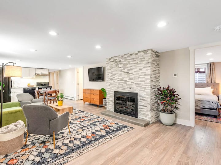 Cozy Retreat W/firepit |Walk To Sloans Lake - Denver, CO