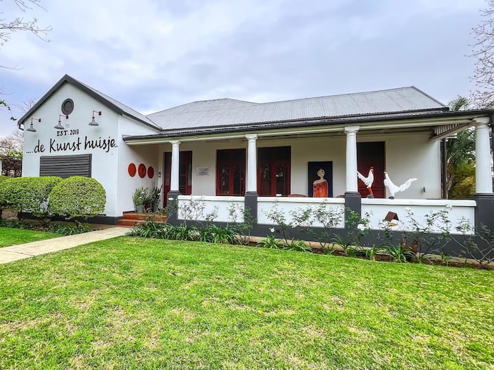 Luxury King Room - Bela-Bela