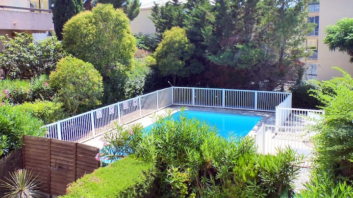 Appartement Avec Piscine Et Terrasse - Sanary-sur-Mer