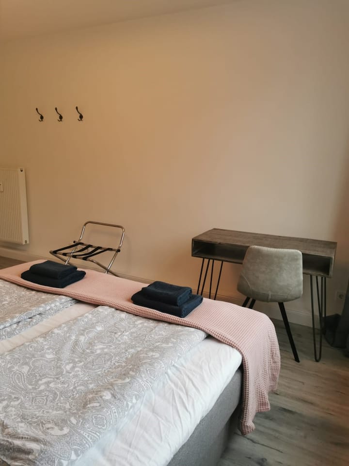 3 Bedroom Apartment Near Subway - Hamburg