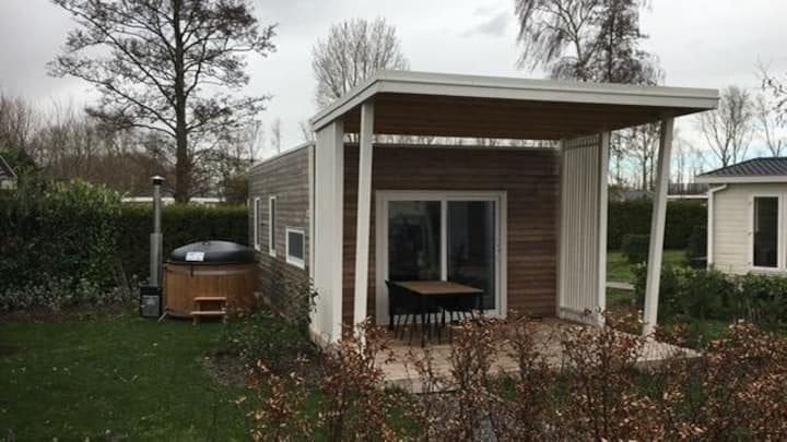Tiny Cottage Hottub 2+2 | Europarcs De Biesbosch - Dordrecht