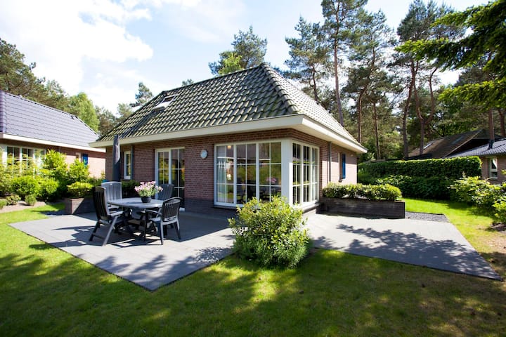 Villa 4 | Europarcs Beekbergen - Apeldoorn
