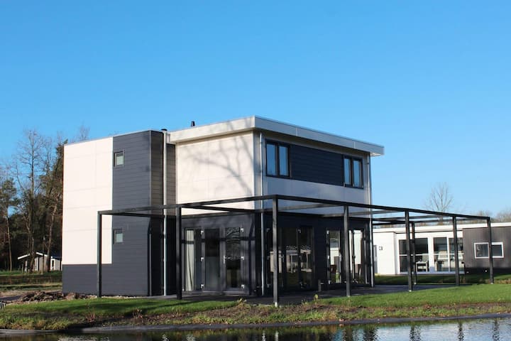 Pavilion L'etage 10 | Europarcs Poort Van Zeeland - South Holland