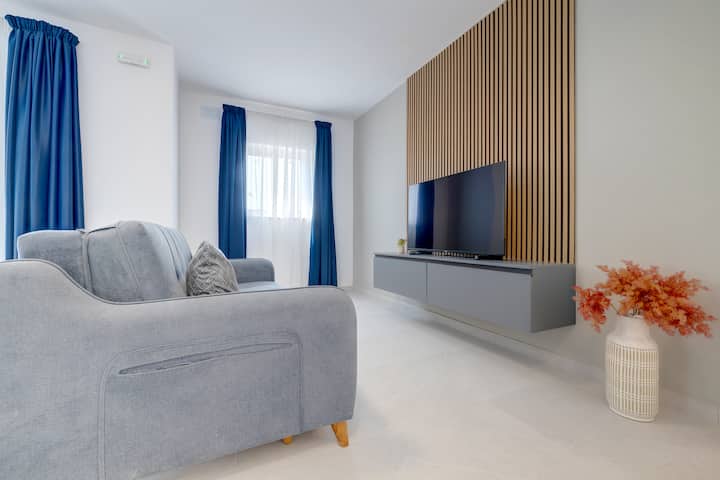 Superlative 3br By The Sea, St. Paul's Bay - Málta