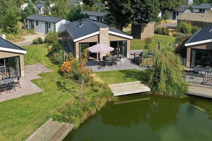 Hackfort Hottub 6 | Europarcs Zuiderzee - Elburg