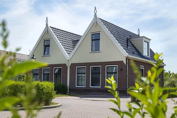 Munt Geschakeld 12 | Europarcs Poort Van Amsterdam - Amsterdam