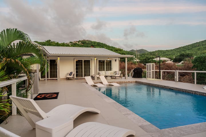 Boutique Barefoot Luxury - Antigua and Barbuda