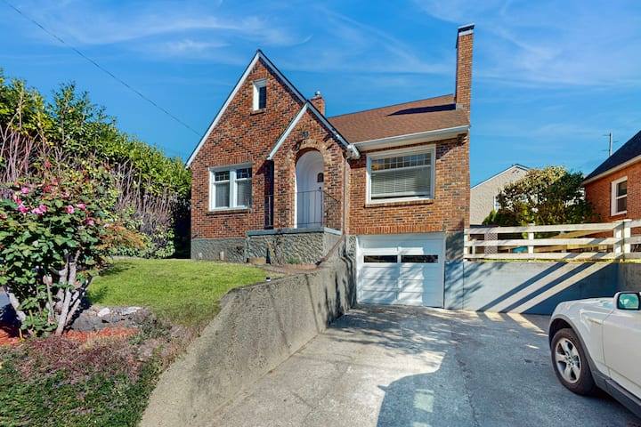 Charming 2br | W/d | Wifi | Near Ferry - Bremerton, WA