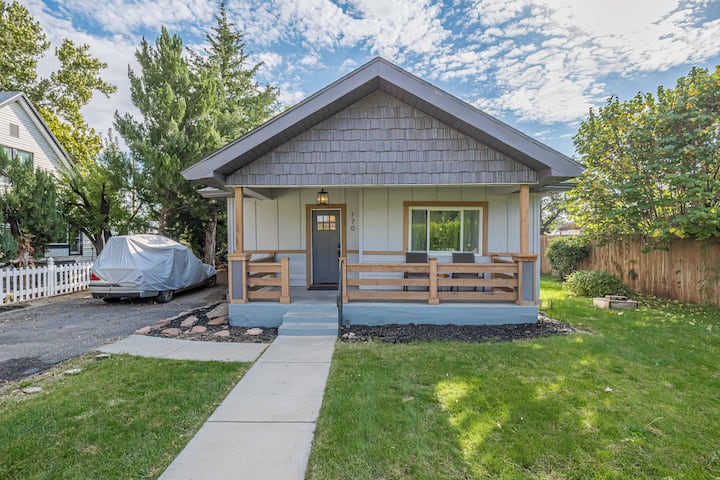 Apple Hacienda: Private Retreat W/ Downtown Fun - Fruita, CO