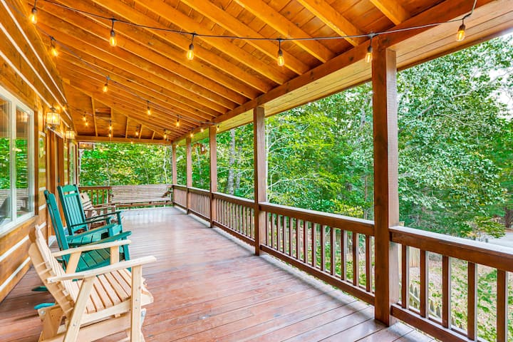 5 Mi To Blue Ridge Lake: Cabin W/ Fire Pit! - Blue Ridge, GA