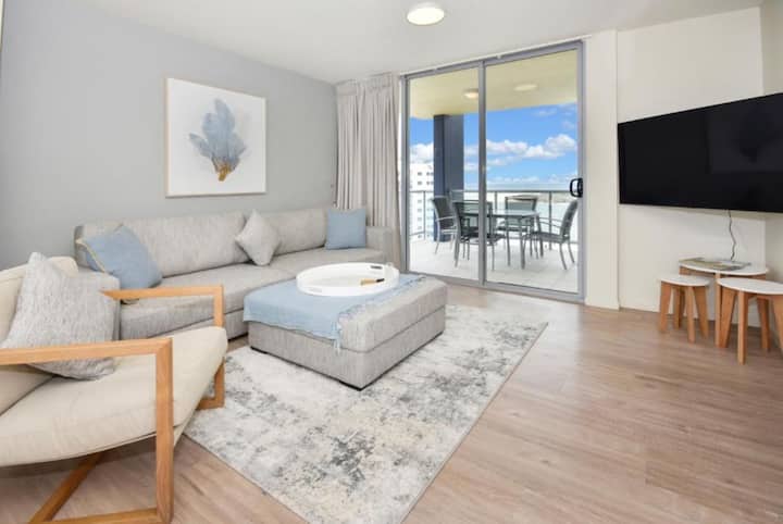 2 Bedroom Water View - Caloundra