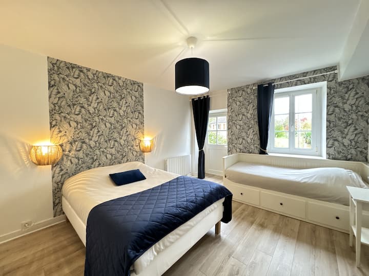 L'équestre - Pôle Européen Du Cheval - Parking - Sarthe