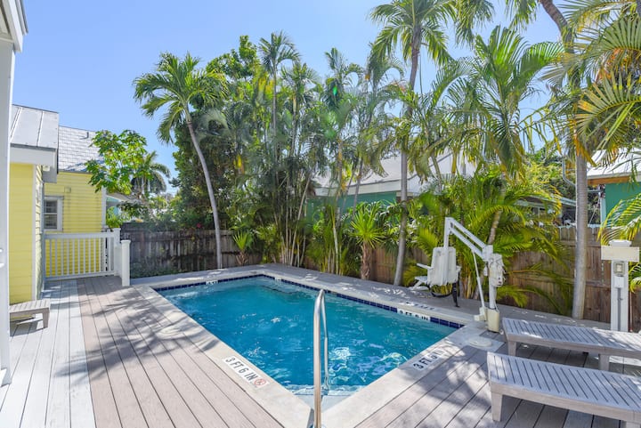 Leo’s Lodge | Newly Updated! - Key West, FL