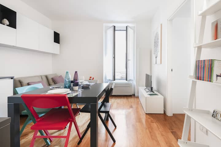 Easylife - Milano - Bixio 11 - Porta Venezia - Milan