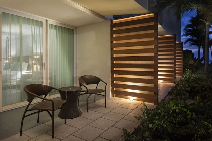 Enjoy A Hassle-free Stay! Courtyard View, Pool - Islamorada, FL