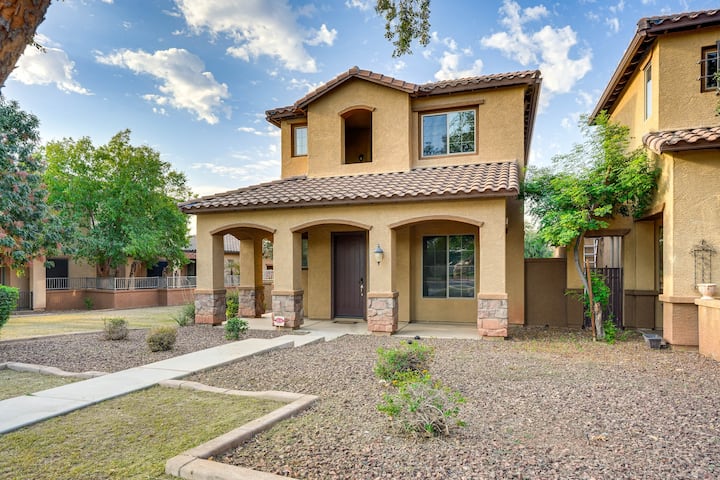 Pool Access & Private Patio: Litchfield Park Home! - Litchfield Park, AZ