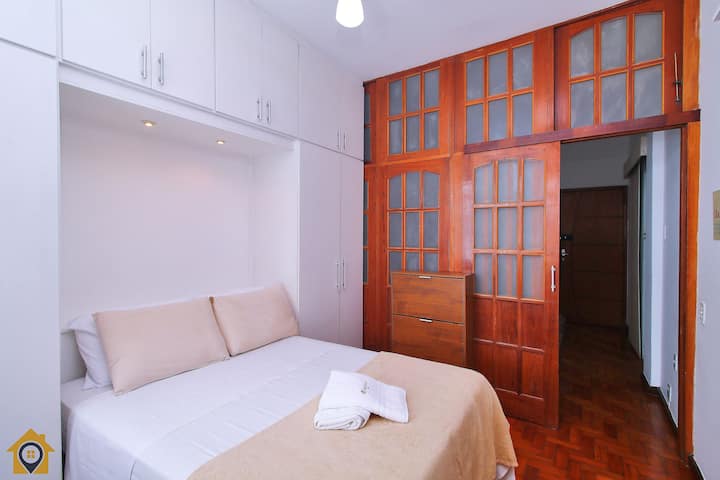 Studio Confortável P/ 4 Pessoas Em Copacabana - Rio de Janeiro