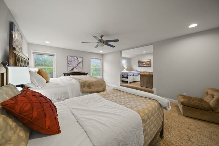 Fishers Retreat Bedroom Three - Fishers, IN