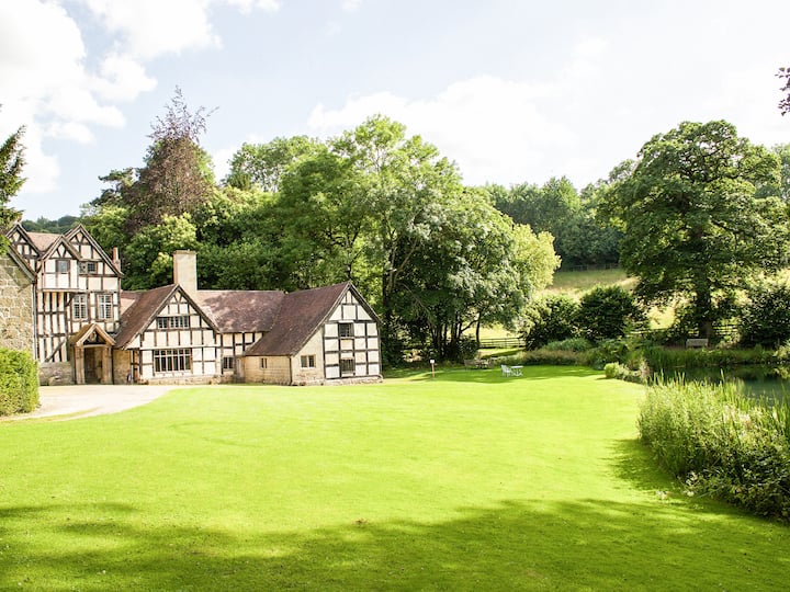 The Game Larders - Uk42478 - Ross-on-Wye