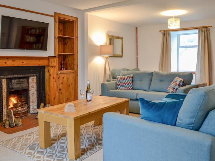 Woodside Farmhouse - Blairgowrie and Rattray