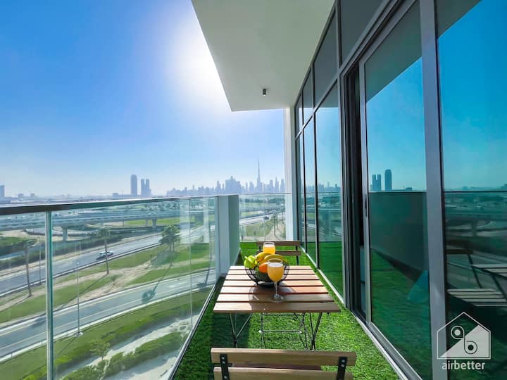 Breath Taking Studio With Balcony & Stunning Views - Aéroport de Dubaï (DXB)
