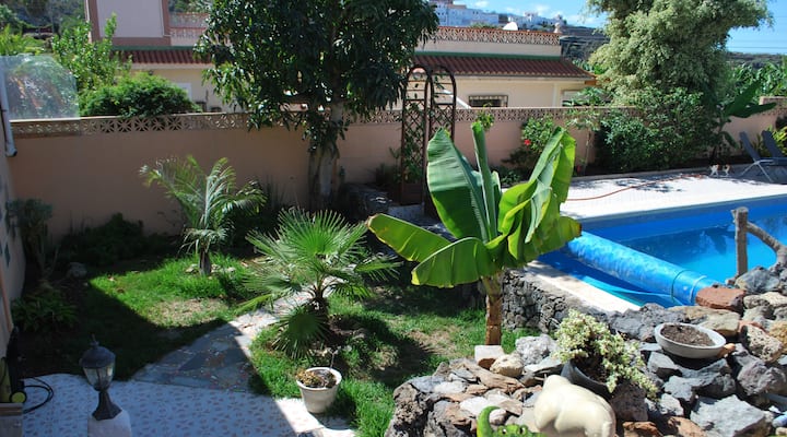 Studio Avec Belle Vue Terrasse, Piscine, Bbq - Icod de los Vinos