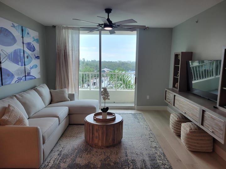 Marina Dream: 1br Intracoastal-facing Gem! - Boynton Beach, FL