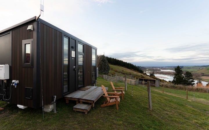 Bruce Farm Alpaca Cabin 1 By Tiny Away - Balclutha