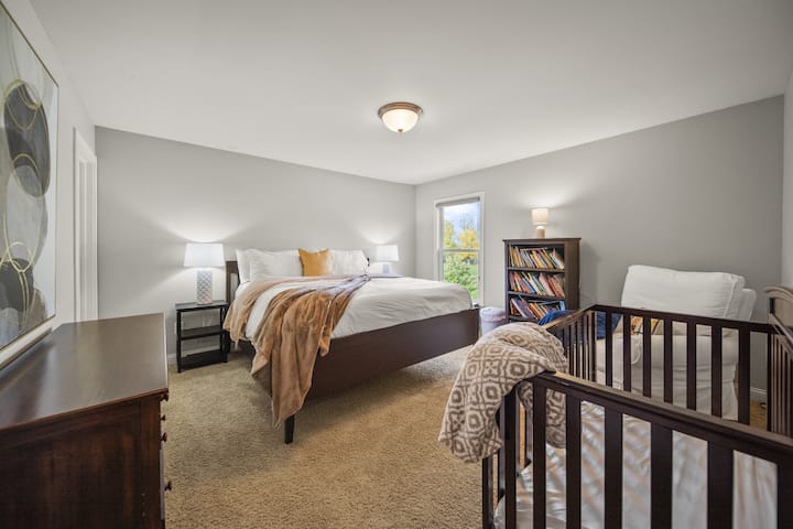 Fishers Retreat Bedroom Five - Fishers, IN