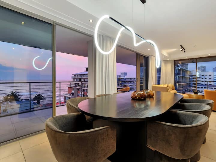 Tranquility With Incredible Sea Views | Pool - Camps Bay