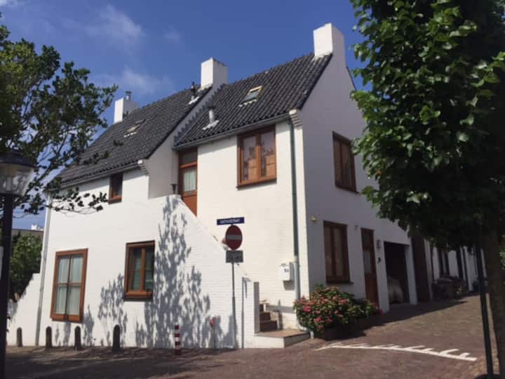 Rozenobel Apartment - Zandvoort