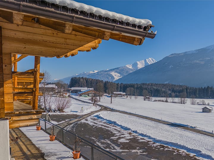 Un Lieu De Retraite Exclusif Avec Une Ambiance - Pass Thurn