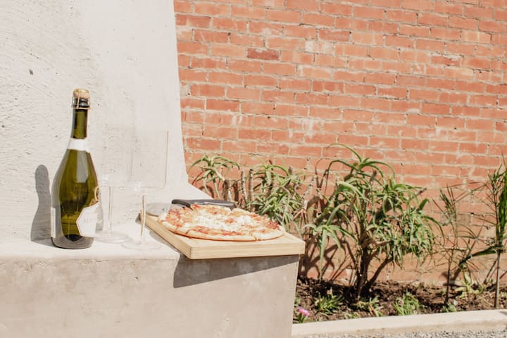 Central Contemporary Comfort • Unit C Howick - Howick