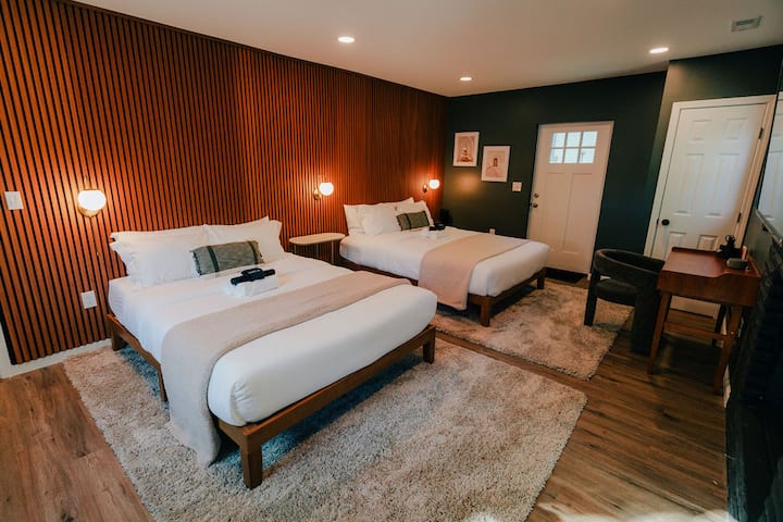 Clintonville | Brand New Apartment | Parking - Columbus, OH