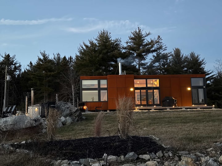 The Cabin At The Woodlots - Nova Scotia