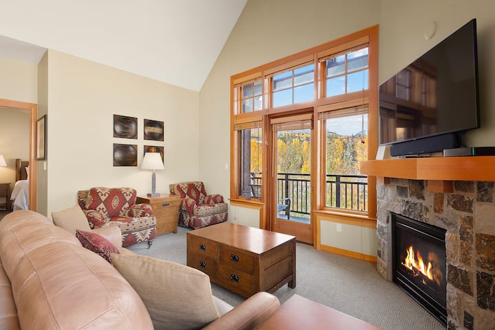 Premier Mountain Getaway: Capitol Peak Lodge - Snowmass Village, CO