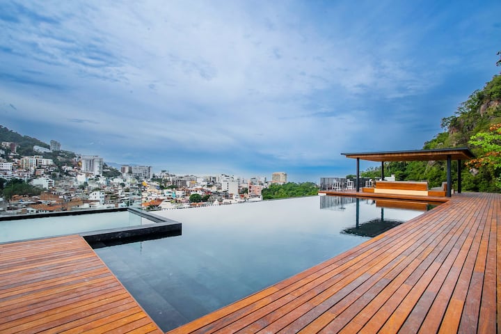 Peaceful 2br W/ Pools, Gym & Bar - Puerto Vallarta