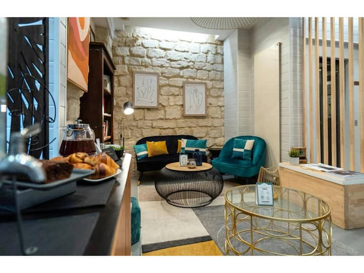 Lilas Blanc - Club Twin Room (No Lift Access) - Paris