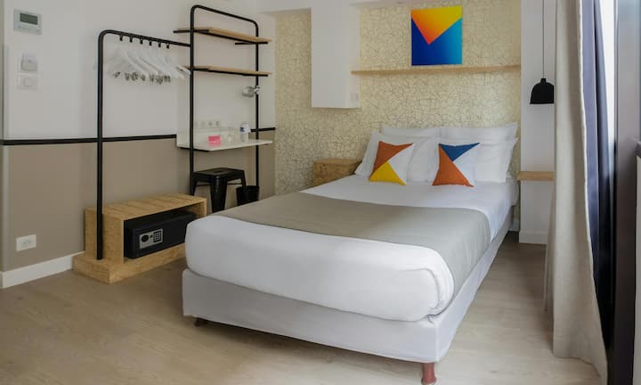 Pleasant Double Room Near Porte De Versailles - Issy-les-Moulineaux