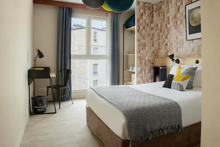 Hôtel Bootcamp - Comfort Double Room - Issy-les-Moulineaux