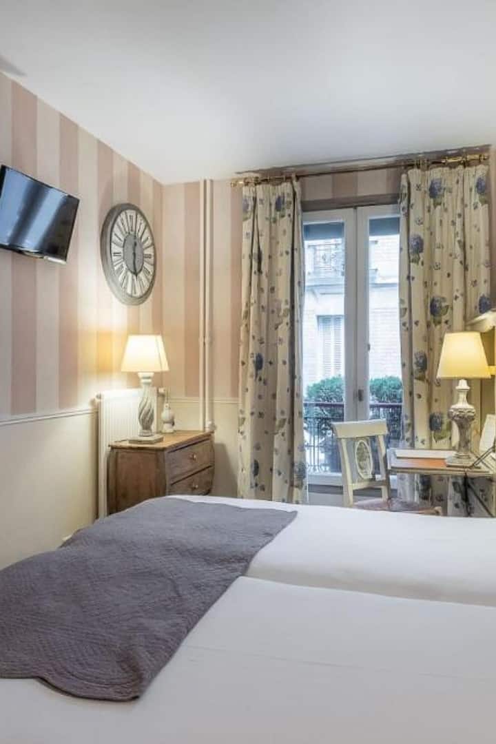 Hotel De L'avre - Superior Twin Room - Paris