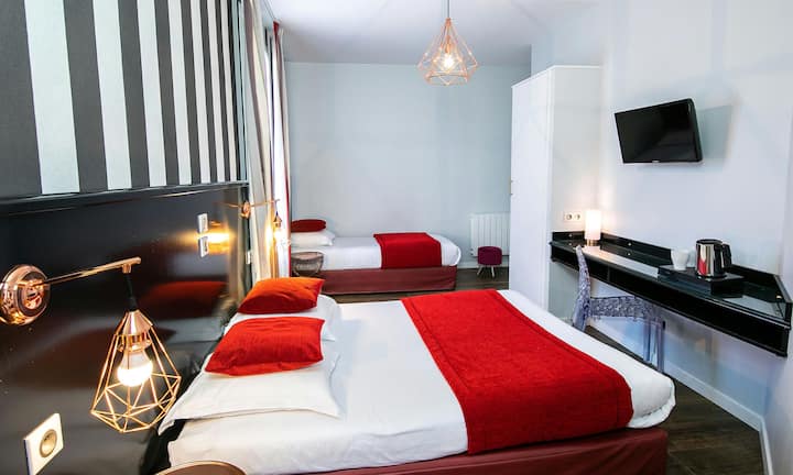 Hotel Eiffel Villa Garibaldi - Triple Room - Paris