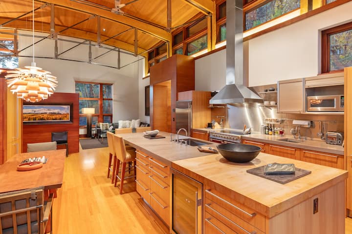 Hillside Luxury With Hot Tub, Canyon Views, Gym - Silverton, CO