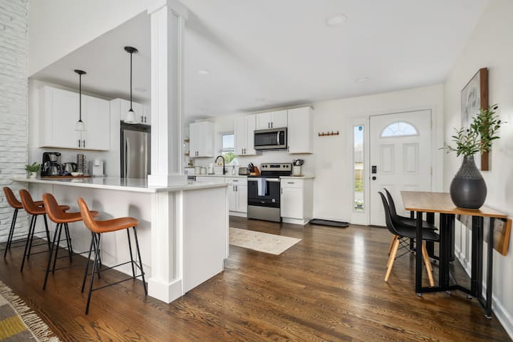 Happily Ever Astor - Modern|ranch|patio|garage - Columbus, OH