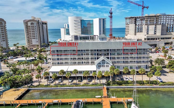 Location! Duo Beachcondo Paradise! Sleeps 14 - Clearwater