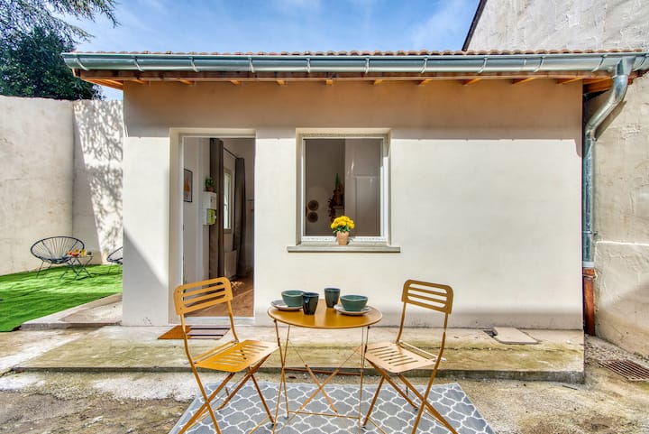 La Suite Soleil - Maison Studio Avec Jardin Privé - Meyzieu