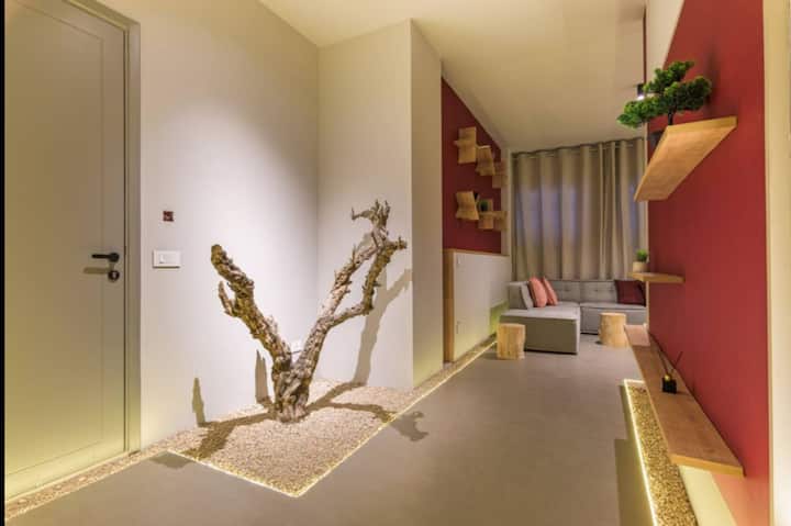 Tokyo 1-br / Gemmayze - Beirut