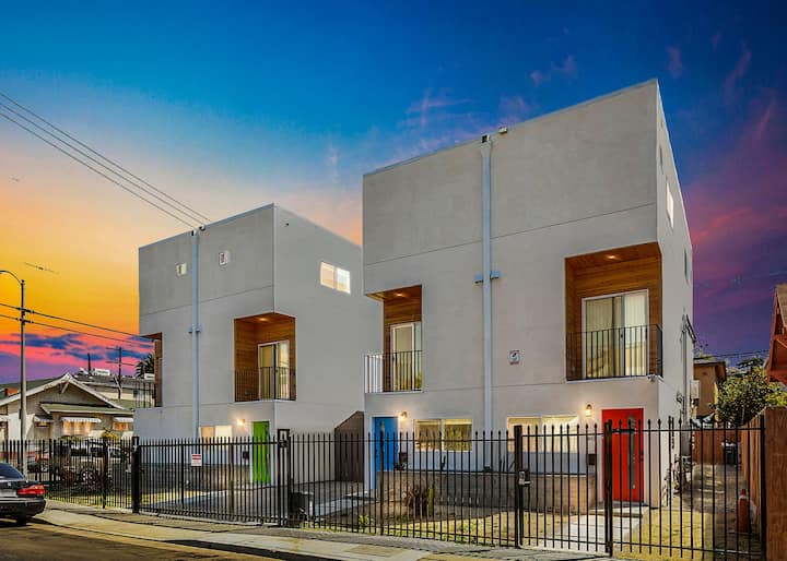 Spacious 4br Townhouse With Free Parking, Near Dtl - Elysian Park - Los Angeles