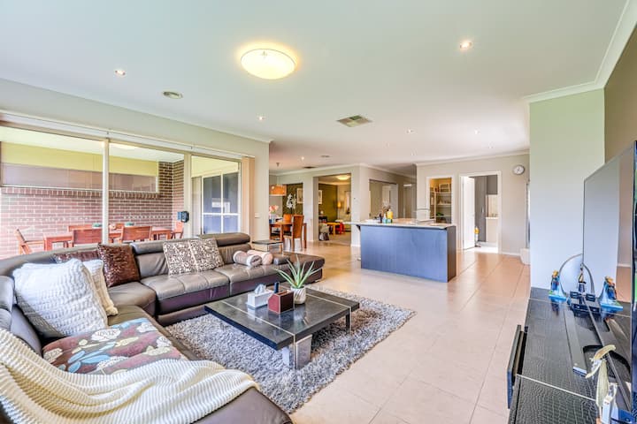 Stayau Spacious Stay Point Cook - Point Cook